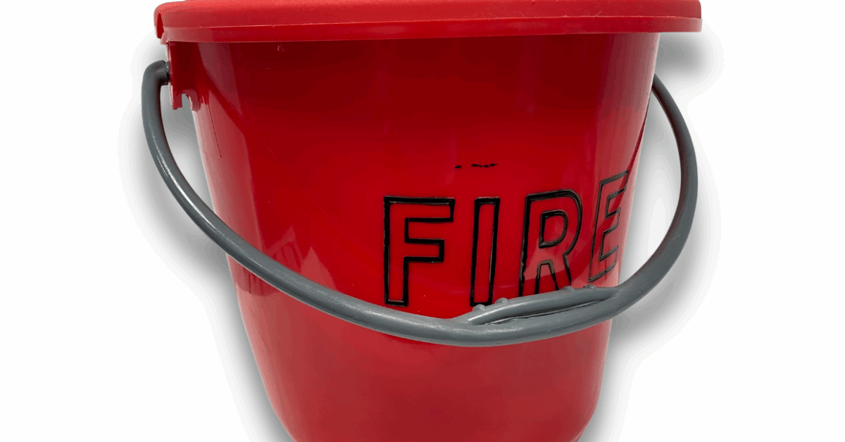 Plastic Fire Bucket & Lid | Suffolk Marine Safety